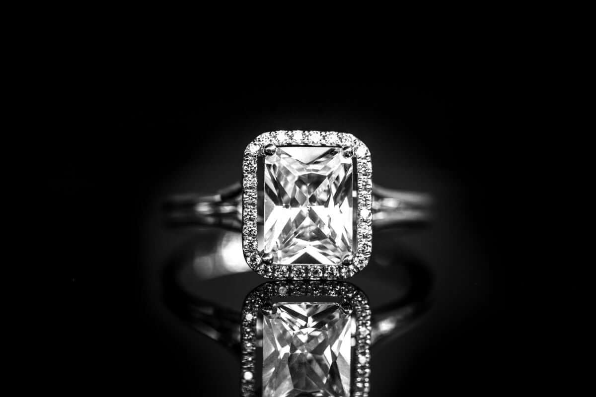 What is a Composite Diamond? Understanding Synthetic Stones