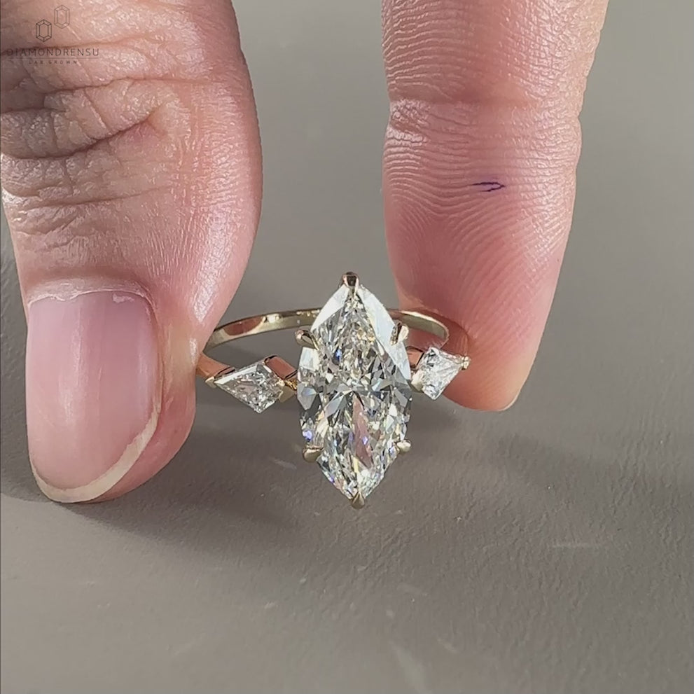 Three Stone Marquise Engagement Ring - Diamondrensu